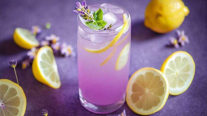 Blog - Lemoniady na garden party: lawendowa i różana Superbutelki.pl